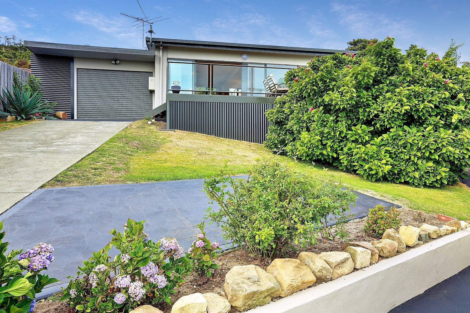 Open2view - Property #248578 Tour - Bellerive, .Clarence, Greater Hobart