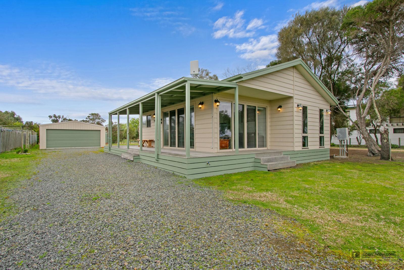 ID#970305 - 34 Sarena Parade, Robertsons Beach, Wellington - Open2view